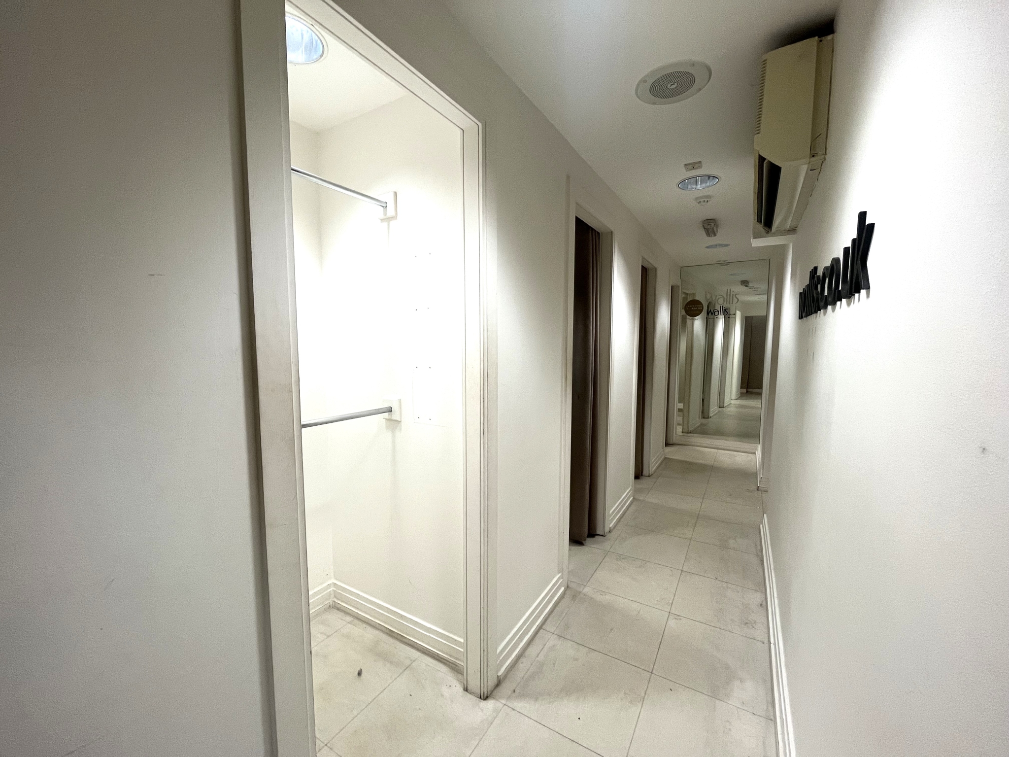 » 51-53 Duke Street, Douglas